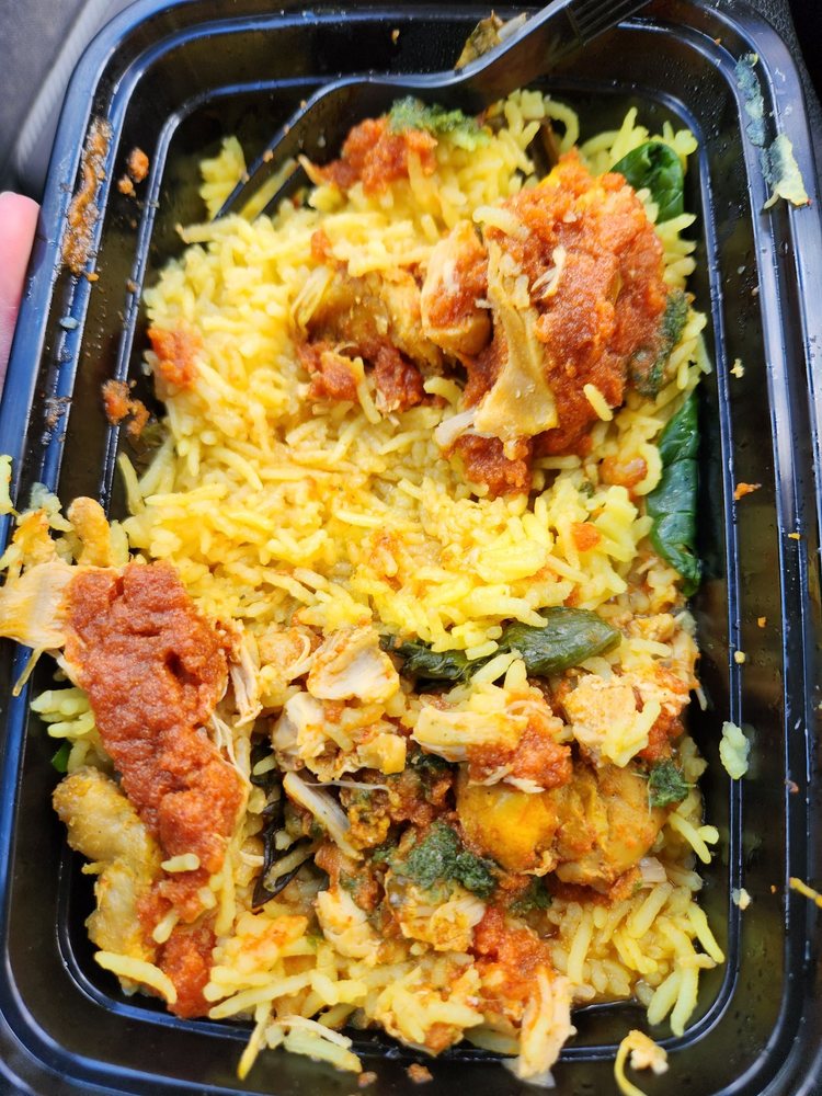 THE CURRY LIFE - Updated July 2025 - 14 Photos - 7070 N West Ave ...