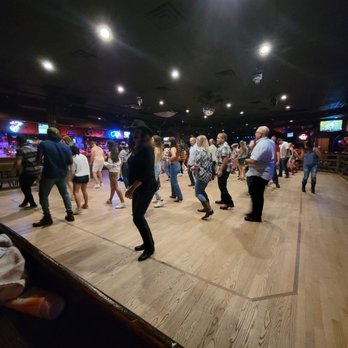 ROUND UP NIGHTCLUB - Updated September 2024 - 411 Photos & 239 Reviews ...