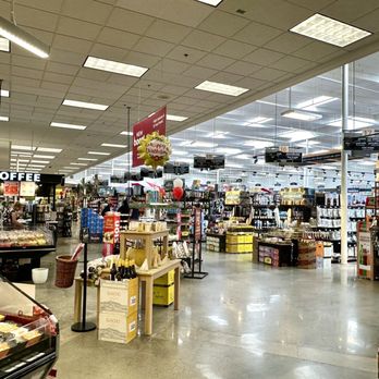 RALPHS - Updated October 2025 - 114 Photos & 106 Reviews - 33145 ...