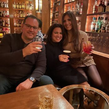 BRANDY LIBRARY - Updated July 2025 - 486 Photos & 705 Reviews - 25 N ...