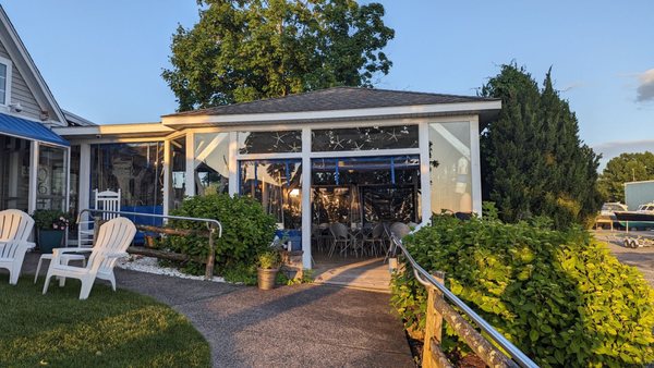 DOCKSIDE SEAFOOD & GRILLE - Updated December 2025 - 194 Photos & 239 ...