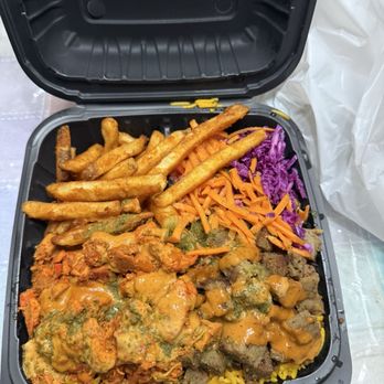 BLAZIN CHICKEN & GYRO - Updated October 2025 - 96 Photos & 25 Reviews ...