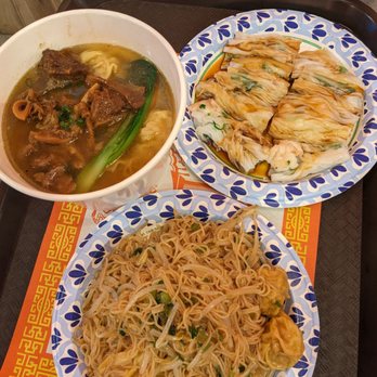 HOMETOWN RICE ROLL & DUMPLINGS - Updated March 2025 - 70 Photos & 11 ...