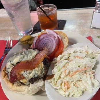 TESSARO’S - Updated September 2025 - 266 Photos & 572 Reviews - 4601 ...