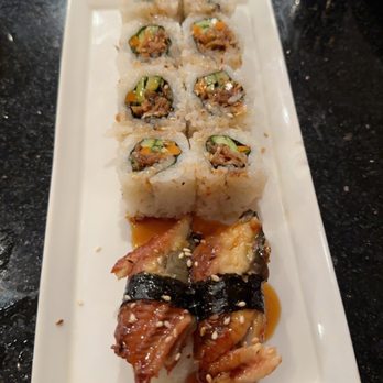 SUSHI ROCK - Updated June 2024 - 525 Photos & 336 Reviews - 7601 ...