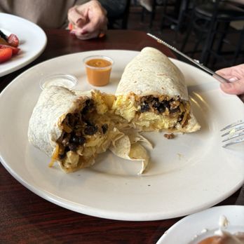 BERRY SWEET KITCHEN - Updated July 2025 - 291 Photos & 303 Reviews ...