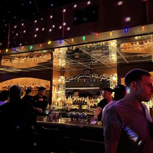 THE GRAPEVINE BAR - Updated February 2025 - 168 Photos & 341 Reviews ...