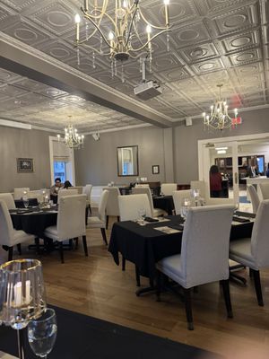 THE WHITE INN - Updated January 2026 - 36 Photos & 27 Reviews - 52 E ...