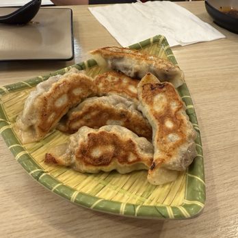 DUMPLING WORLD - Updated December 2025 - 185 Photos & 94 Reviews ...