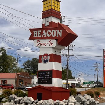 THE BEACON DRIVE-IN - Updated May 2025 - 458 Photos & 433 Reviews - 255 ...