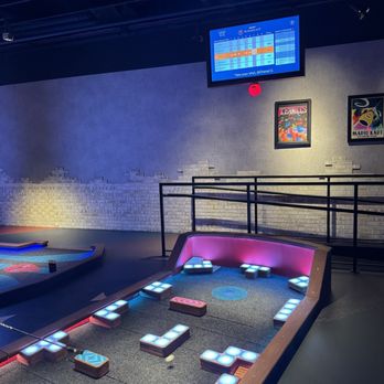 PUTTSHACK - PHILADELPHIA - Updated August 2024 - 87 Photos & 56 Reviews ...