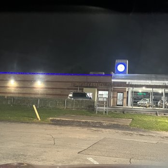 WHALES WINGS AND SEAFOOD - Updated May 2025 - 18 Reviews - 15917 S Post ...