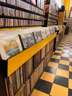 THE RECORD EXCHANGE - Updated January 2025 - 64 Photos & 86 Reviews ...