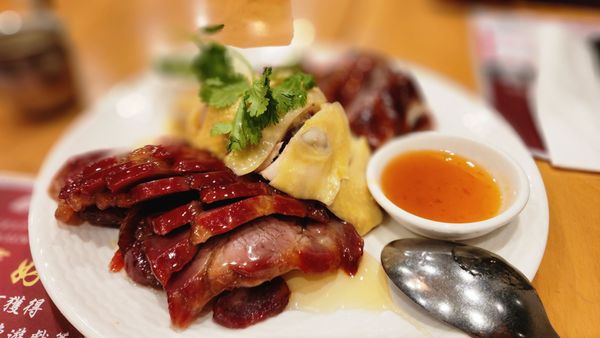 KW CAFE - Updated July 2024 - 788 Photos & 222 Reviews - 19101 Colima ...