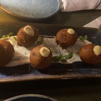 MAGNOLIA HOUSE - 2273 Photos & 1377 Reviews - 492 S Lake Ave, Pasadena ...