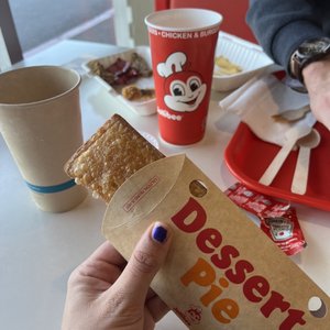 JOLLIBEE - 695 Photos & 721 Reviews - 6955 Mission St, Daly City ...