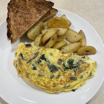 MICKEY FINE GRILL - Updated October 2025 - 160 Photos & 158 Reviews ...