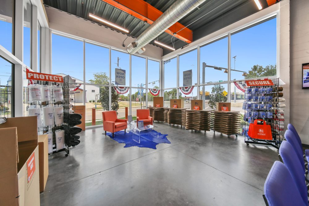 MORNINGSTAR STORAGE - THE HEIGHTS - Updated December 2025 - 51 Photos ...