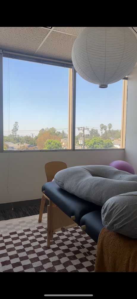 KINNECTIVE - Updated December 2024 - 10 Photos - 3605 Long Beach Blvd ...