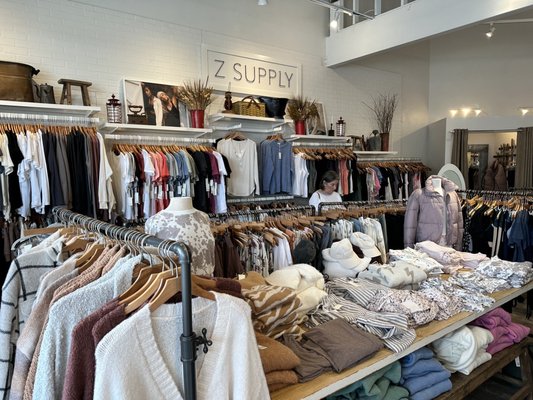 SUNNY DAYS - Updated November 2025 - 73580 El Paseo, Palm Desert ...