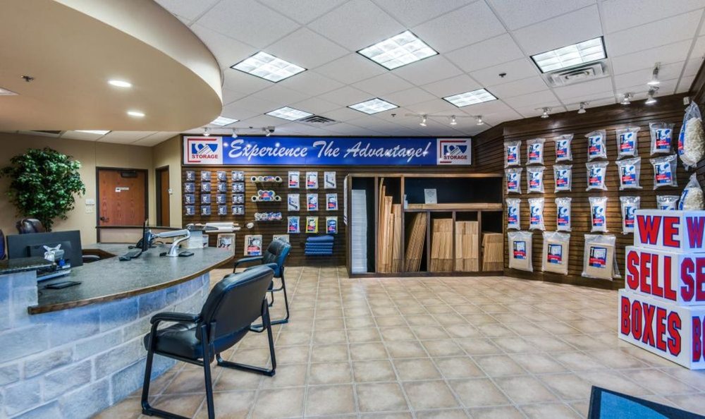 ADVANTAGE STORAGE - 26 Photos & 23 Reviews - 330 W Lyndon B Johnson Fwy ...