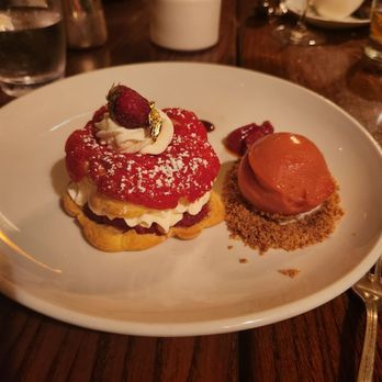 PLUCKEMIN INN - Updated October 2025 - 125 Photos & 93 Reviews - 359 US ...