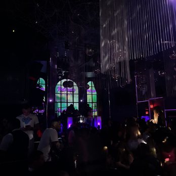 MR JONES NIGHTCLUB - Updated October 2025 - 150 Photos & 169 Reviews ...
