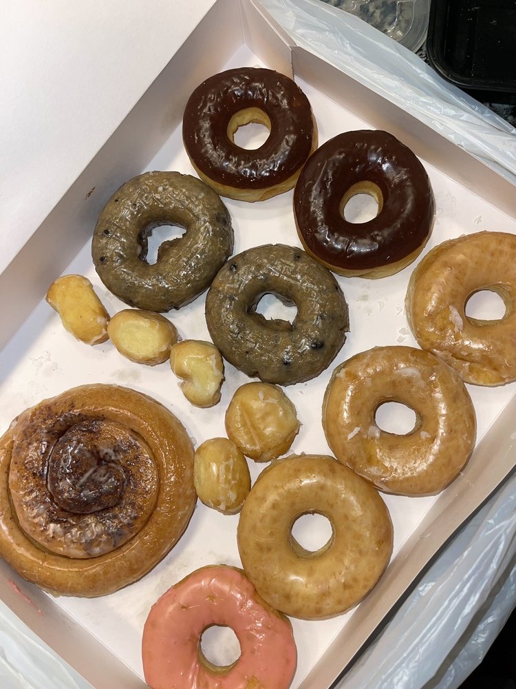 MAPLE DONUTS - Updated December 2025 - 11 Photos & 33 Reviews - 1300 E ...