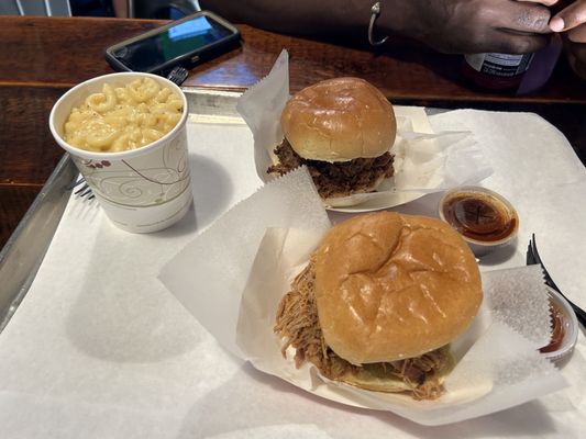 SMOKESHOW BARBEQUE - Updated May 2024 - 69 Photos & 259 Reviews - 231 S ...