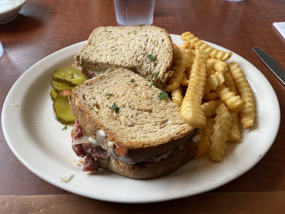 FROSO’S FAMILY DINING - Updated March 2025 - 26 Photos & 97 Reviews ...