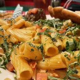 OREGANO’S - Updated July 2025 - 334 Photos & 536 Reviews - 6821 East ...