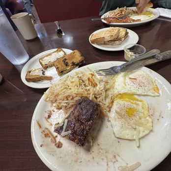 RED MOUNTAIN CAFE - Updated March 2025 - 94 Photos & 219 Reviews - 4410 ...