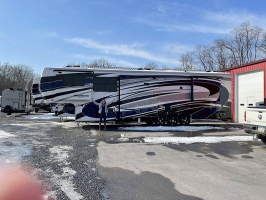 BILL’S HAPPY CAMPER RV SALES & SERVICE - Updated December 2025 - 13 ...