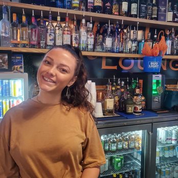 MIS-CUE LOUNGE - Updated January 2026 - 38 Photos & 36 Reviews - 975 NE ...