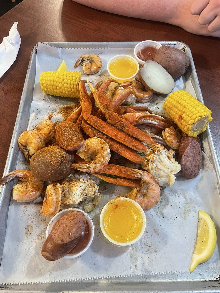 HOUSE’S PATIO BAR & GRILL - Updated August 2025 - 310 Sunset Blvd N, Sunset Beach, North ...