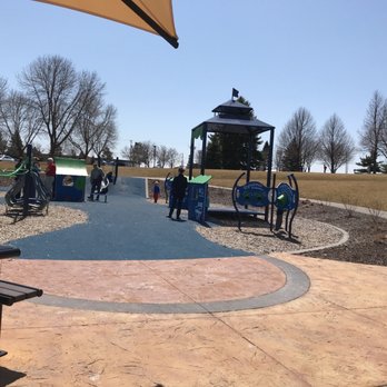 STARING LAKE PARK - Updated October 2025 - 76 Photos - 14800 Pioneer ...