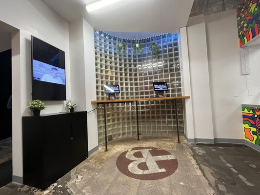 SEOUL CITY WINGS - Updated December 2025 - 36 Photos - 3915 Carnegie ...