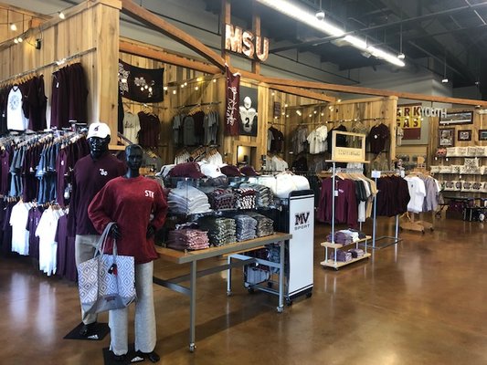 MAROON & CO - Updated August 2025 - 19 Photos - 87 Cottonmill Dr ...