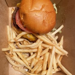 BURGER DIVE - Updated October 2025 - 177 Photos & 132 Reviews - 731 ...