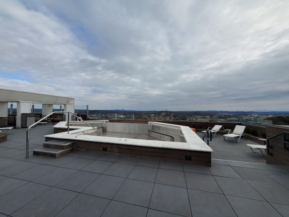 RADIUS ROOFTOP LOUNGE - 44 Photos & 32 Reviews - 507 S Gay St ...