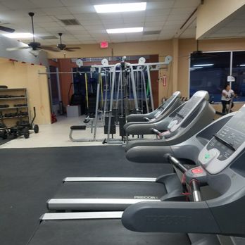 IRON SPORTS - Updated October 2025 - 76 Photos & 38 Reviews - 6982 ...