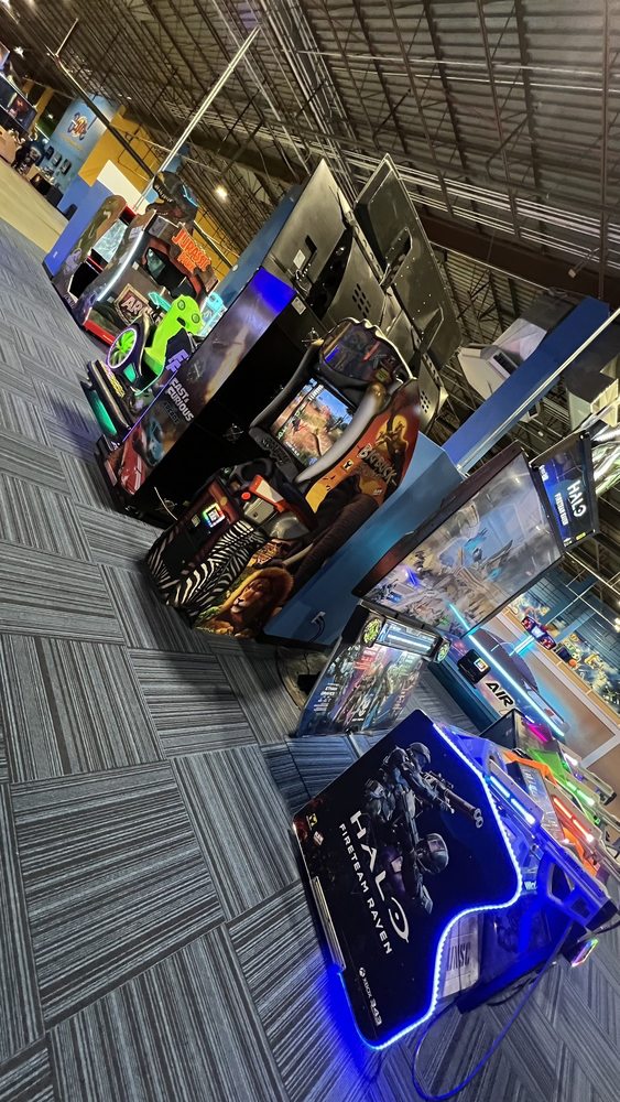 BOUNCE SPORTS & ENTERTAINMENT CENTER - Updated December 2025 - 27 ...