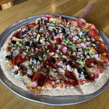 AVIATOR PIZZA & DRAFTHOUSE - Updated June 2025 - 178 Photos & 297 ...