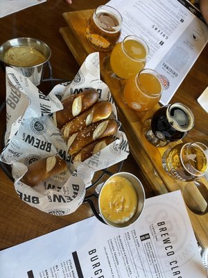 SPRINGFIELD BREWING COMPANY - Updated April 2025 - 328 Photos & 436 ...