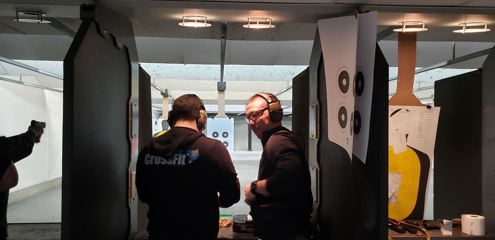 WEST COAST ARMORY INDOOR RANGE - 71 Photos & 367 Reviews - 13216 SE ...
