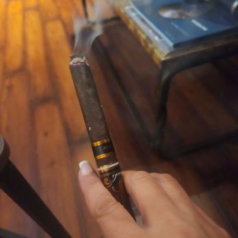 HERF CIGAR LOUNGE - Updated December 2025 - 26 Photos & 13 Reviews - 160 E 4th St, Pittsburg ...