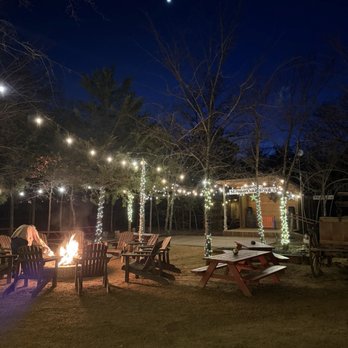 OAK MEADOW RANCH FEATURING THE WHITEHORSE STEAKHOUSE - Updated December ...