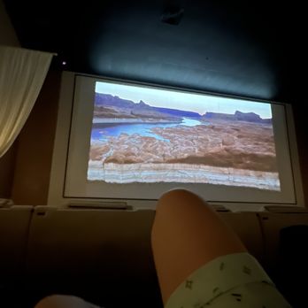 GO PLACE - Updated October 2025 - 710 Photos & 124 Reviews - 3275 ...