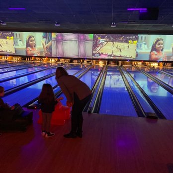 BOWLERO DALLAS - Updated November 2025 - 85 Photos & 30 Reviews - 3805 ...