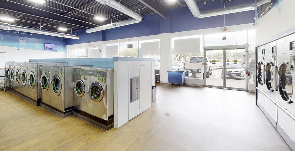 REVOLUTION LAUNDROMAT - RICHARDSON - Updated December 2025 - 33 Photos ...